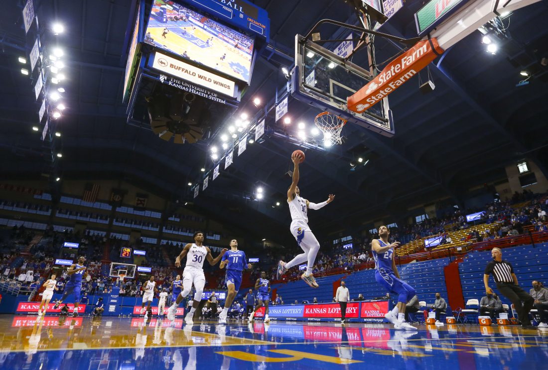 Three Jayhawks fighting through minor injuries; Jalen Wilson set to ...